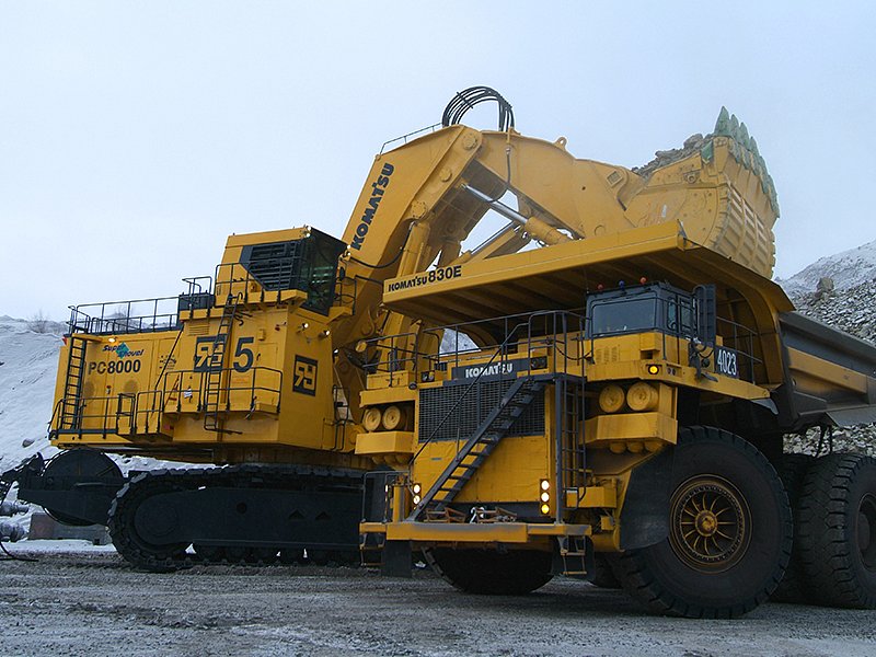 Самосвал Komatsu 830E-AC: купить по выгодной цене, фото, характеристики ...